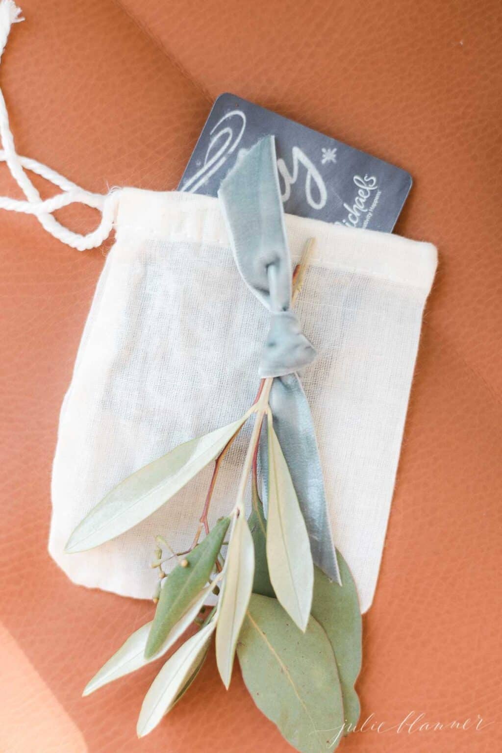 16 Easy and Creative Gift Card Wrapping Ideas | Julie Blanner