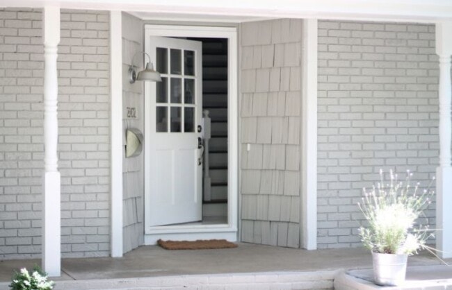 Valspar Du Jour and More Colonial Paint Colors | Julie Blanner