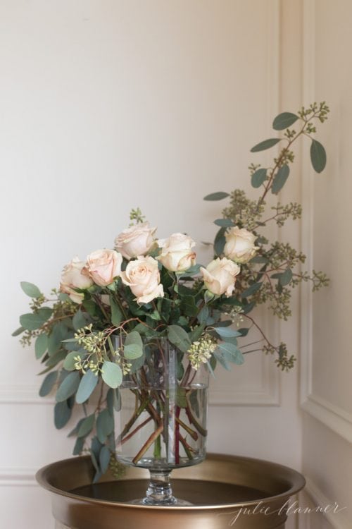 12 of the Prettiest Simple Flower Bouquets | Julie Blanner