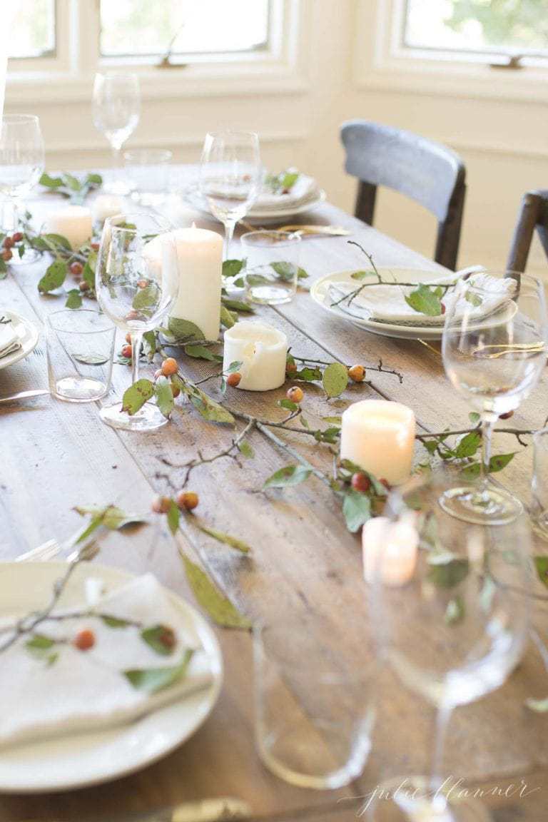 20 EASY Thanksgiving Table Decor Ideas | Julie Blanner