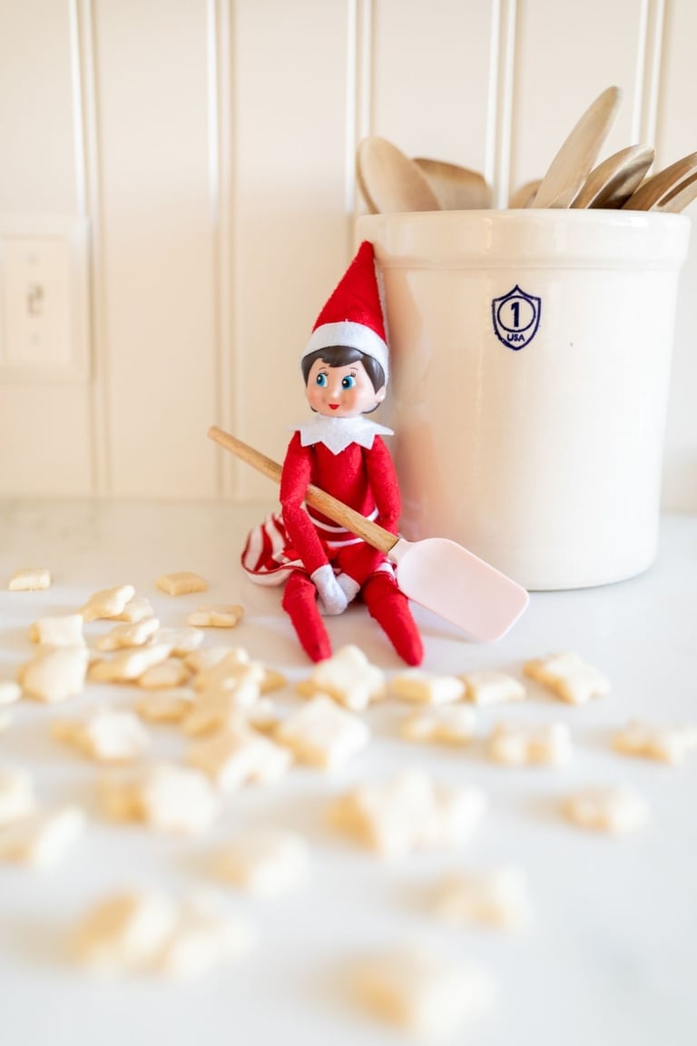 Elf on the Shelf Cookies | Julie Blanner