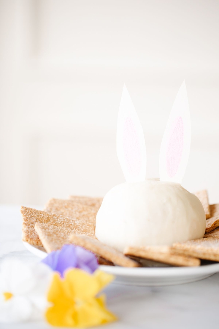 Easter Bunny Cheese Ball | Julie Blanner