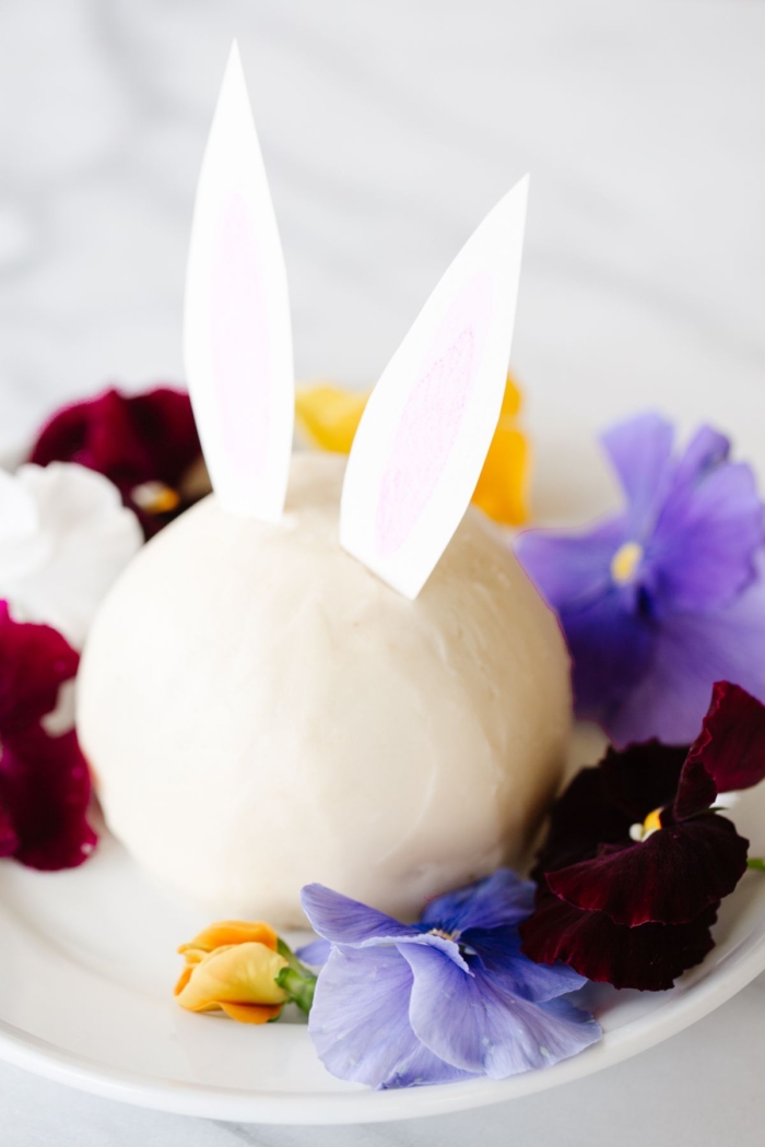 Easter Bunny Cheese Ball | Julie Blanner