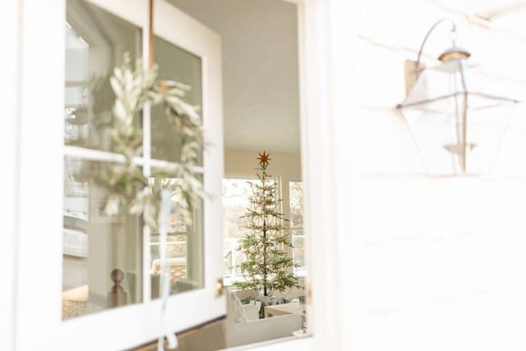 Sparse Christmas Tree Shopping and Decorating Guide | Julie Blanner