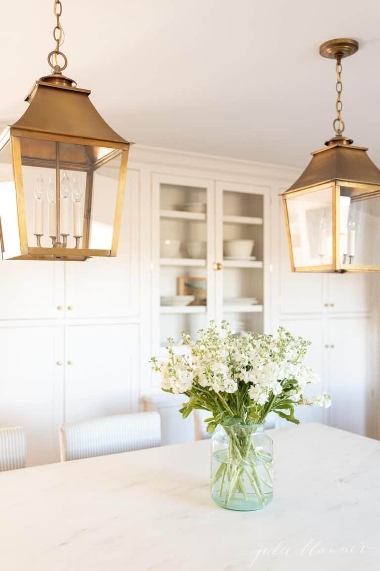 How to Make a Stock Flower Arrangement | Julie Blanner