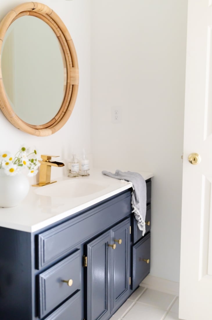 Benjamin Moore Hale Navy Paint Color | Julie Blanner