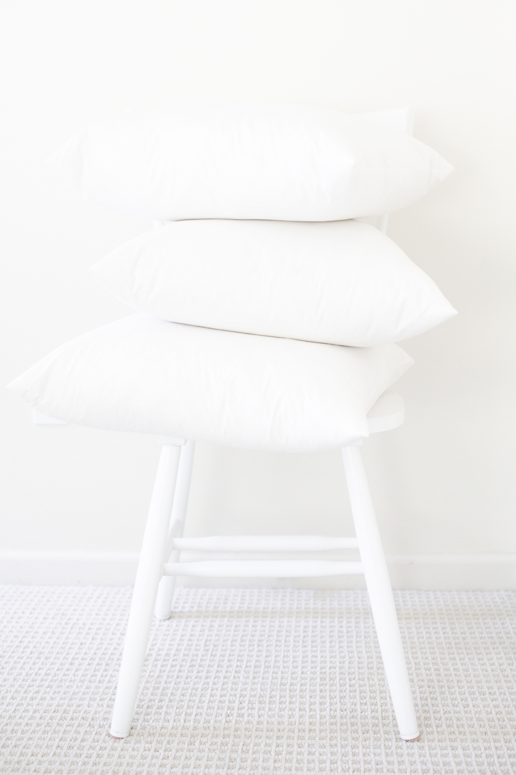Pillow Inserts - The Secret to Picture Perfect Pillows | Julie Blanner