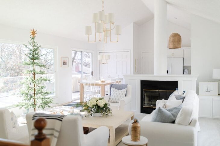 Benjamin Moore Chantilly Lace | Julie Blanner Benjamin Moore Chantilly Lace | Julie Blanner